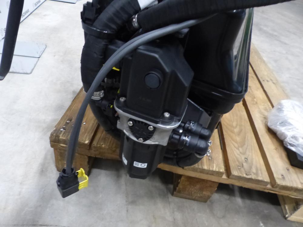 20 - Fueltank - SCR tank 124 ltr. cpl